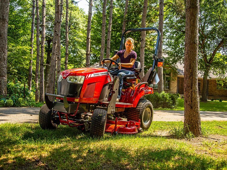 Massey Ferguson GC1725M - Maple Lane Farm Service